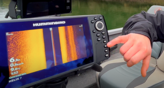The Humminbird Helix 7G4N echo sounder and its features